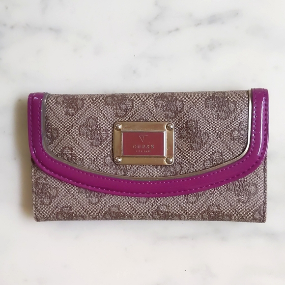 Guess | Bags | Guess Faux Leather Trifold Logo Wallet With Gold And ...